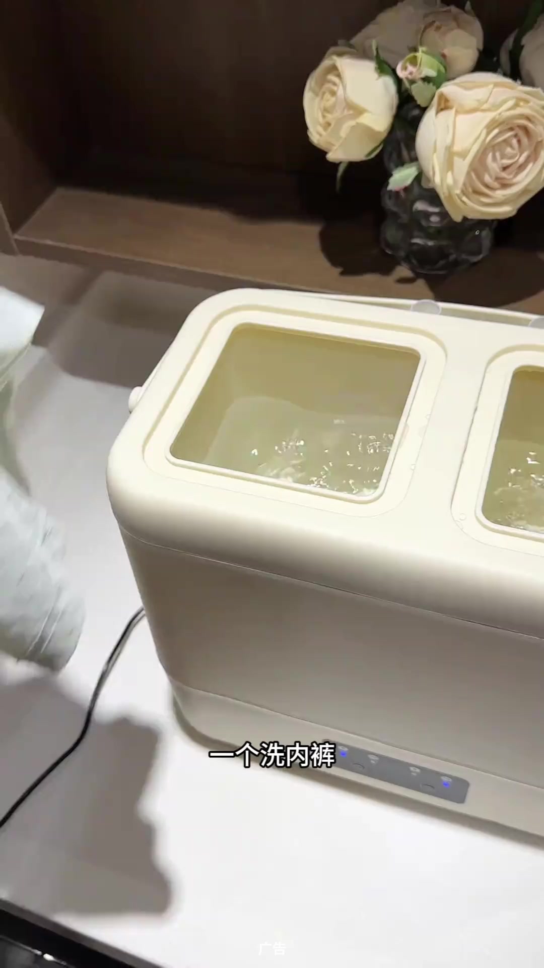 ...涡轮的高动力转速,洗得比我手搓都干净#双桶洗衣机 #内衣裤洗衣机 #...