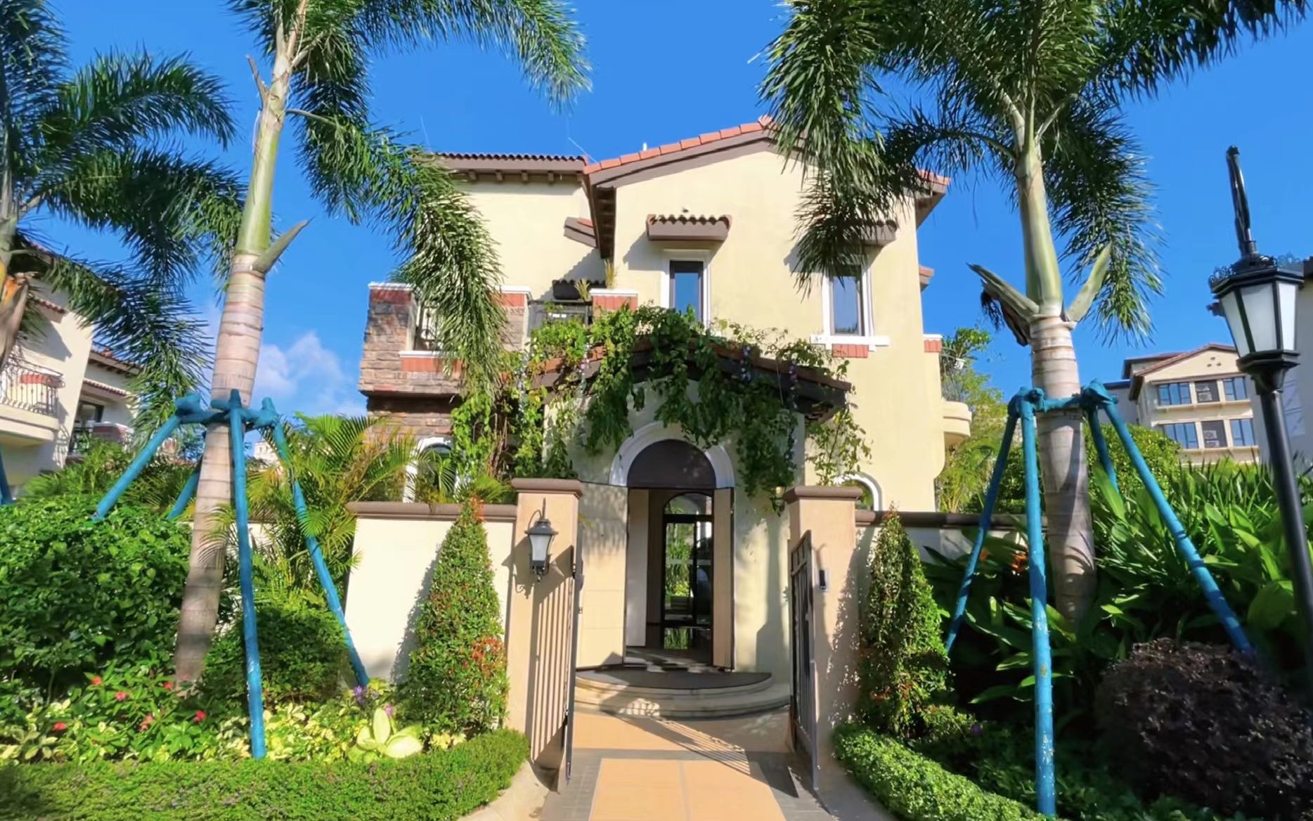 300平大庄园比房子还大,海南157平西班牙别墅,2层3房