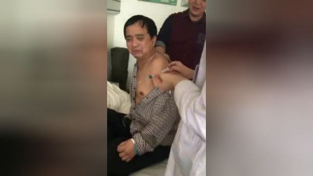 怕打针,那是吓唬小孩,我才不怕呢