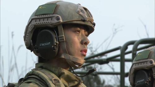 火凤凰野外训练,圆满完成任务