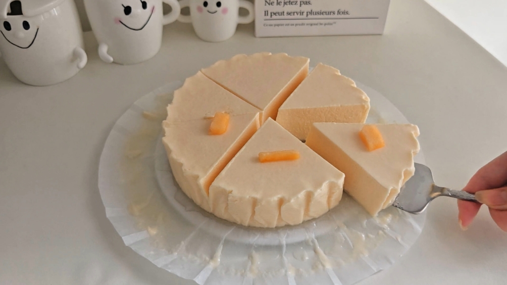 不用烤箱+不用打蛋器,20元复刻甜品店百元水果慕斯,手残党也能冲～