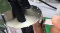 德龙咖啡机使用两个月后打不出奶泡
