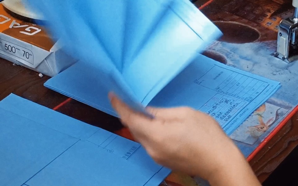 城建档案整理,个人自由工作者,疫情当下依然居家上班,建筑竣工图折...