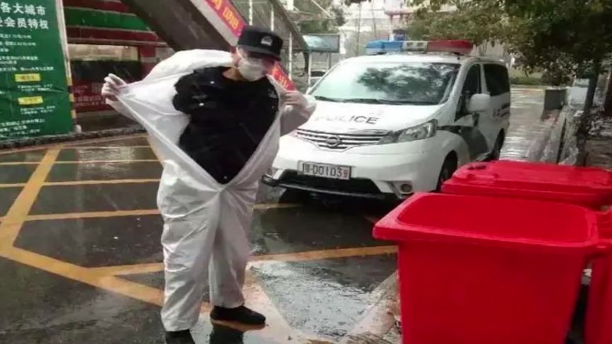 荆州辅警集体被记三等功 这是湖北省首次给辅警记功