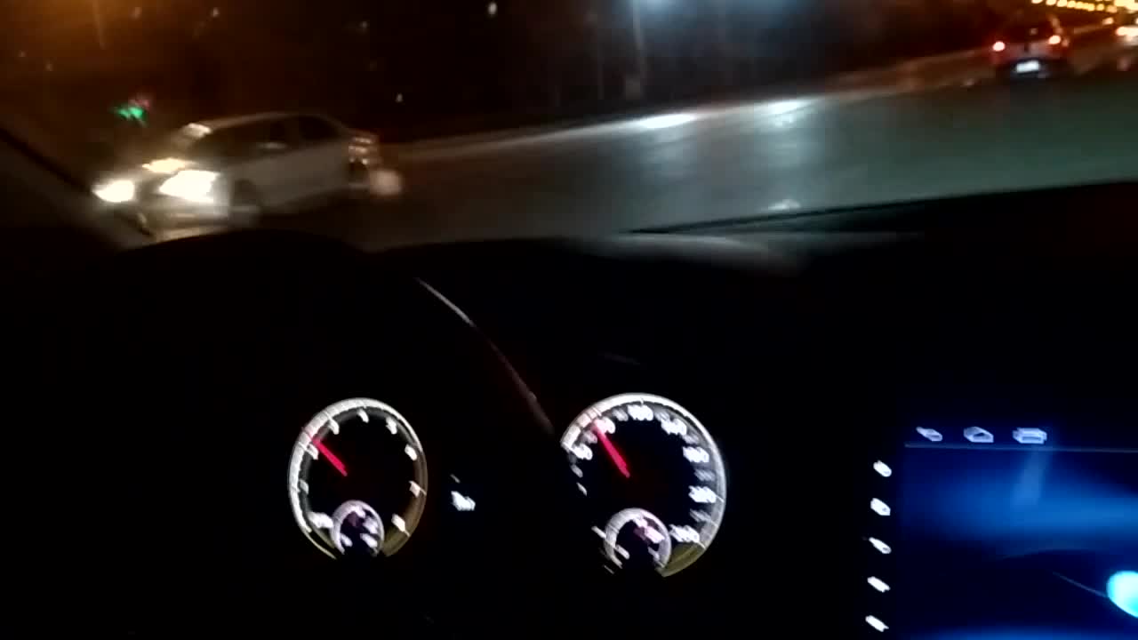 新款朗逸plus 1.4T急加速ECU模式提速换挡也挺迅速的