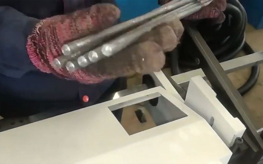 实心棒料全自动双头倒角机