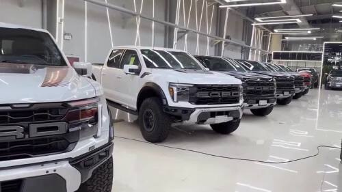 福特皮卡猛禽来袭!男人的终极梦想座驾究竟有多强?