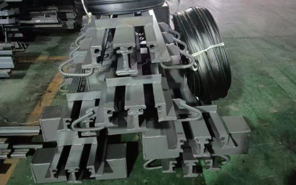 ...伸缩缝@F60型桥梁伸缩缝@E80型桥梁伸缩缝@桥梁伸缩缝安装施工