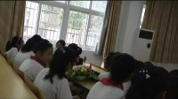 初中综合实践活动课《小小纸花,美化校园》教学观摩视频
