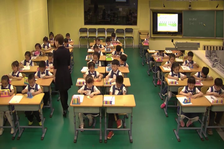 【获奖】北师大版小学数学一年级上册_七 加与减(二)有几棵树-张爽...
