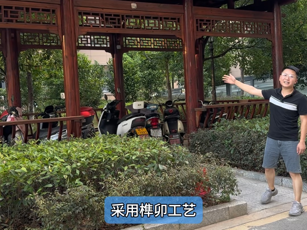 防腐木古建长廊两万八各地包运输包安装,可定制各种款式尺寸,欢迎...