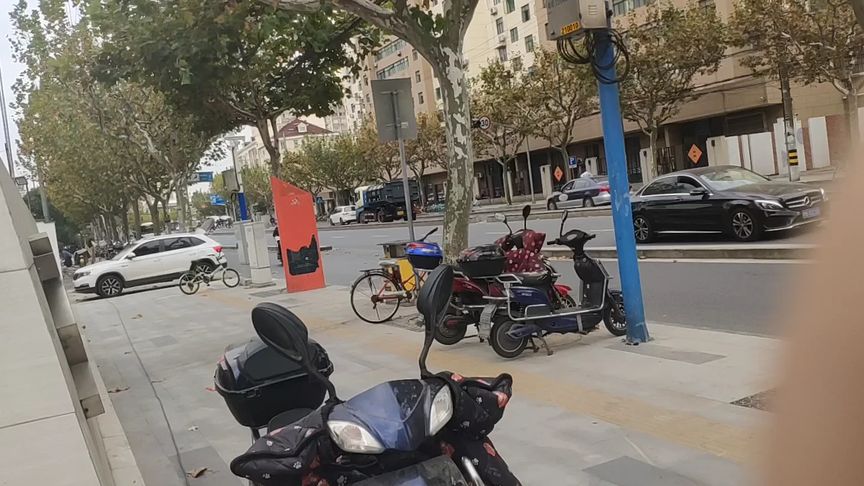 上海交通大众客运站,好像要改造翻新