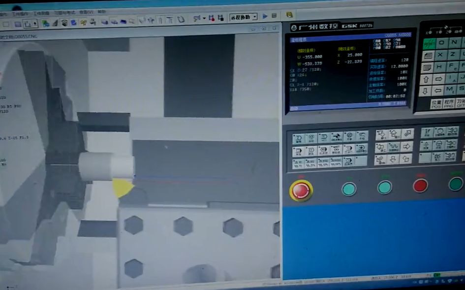 数控机床模拟加工 这种操作有点悬!