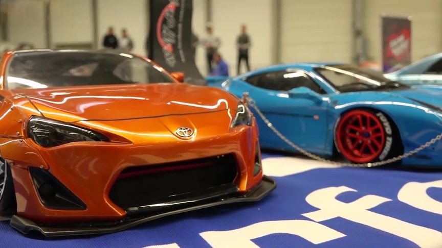 惊艳的遥控漂移车! 法拉利,兰博基尼,RC模型赛车