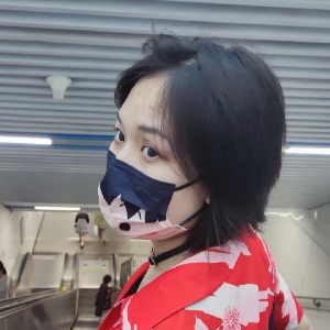 法学生六一 