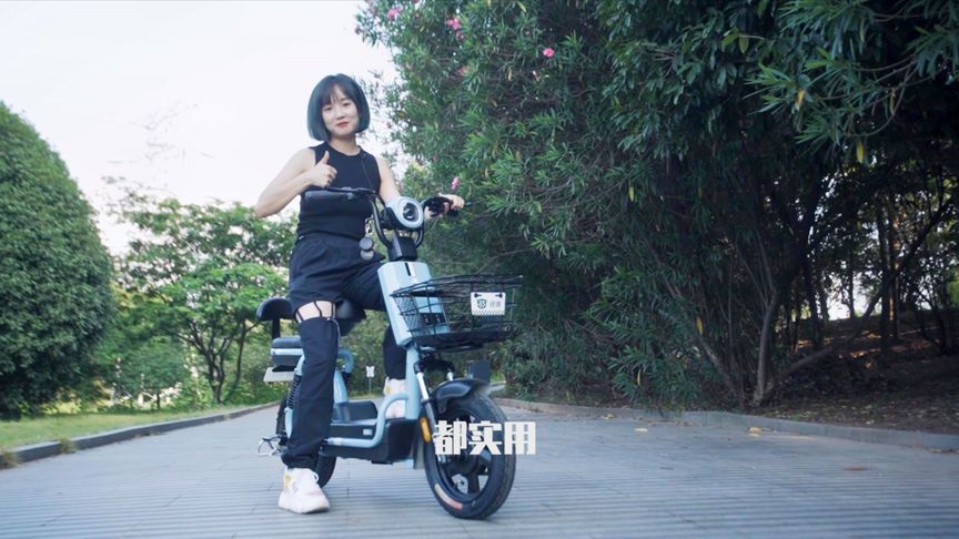 推荐一辆电动车:带娃、买菜、上学全都行,颜值在线,配置强悍!