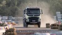沃尔沃将大货车加装了遥控器系统, 只需要通过遥控器就控制方向和油门!