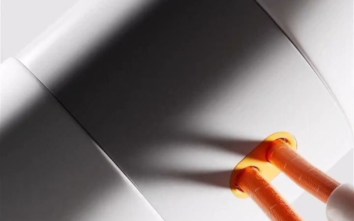 【动态视觉鉴赏】C4D动态酷炫产品展示短片 lamp by superdesigners.co