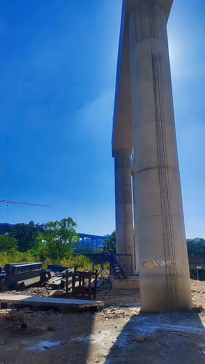 ...桥梁施工,起重吊装国之重器,大型机械桩基施工,大国工匠钢结构安装。