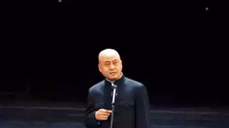 方清平讽刺社会不诚信的歪风习气,这吐槽功力真是绝了,有意思!