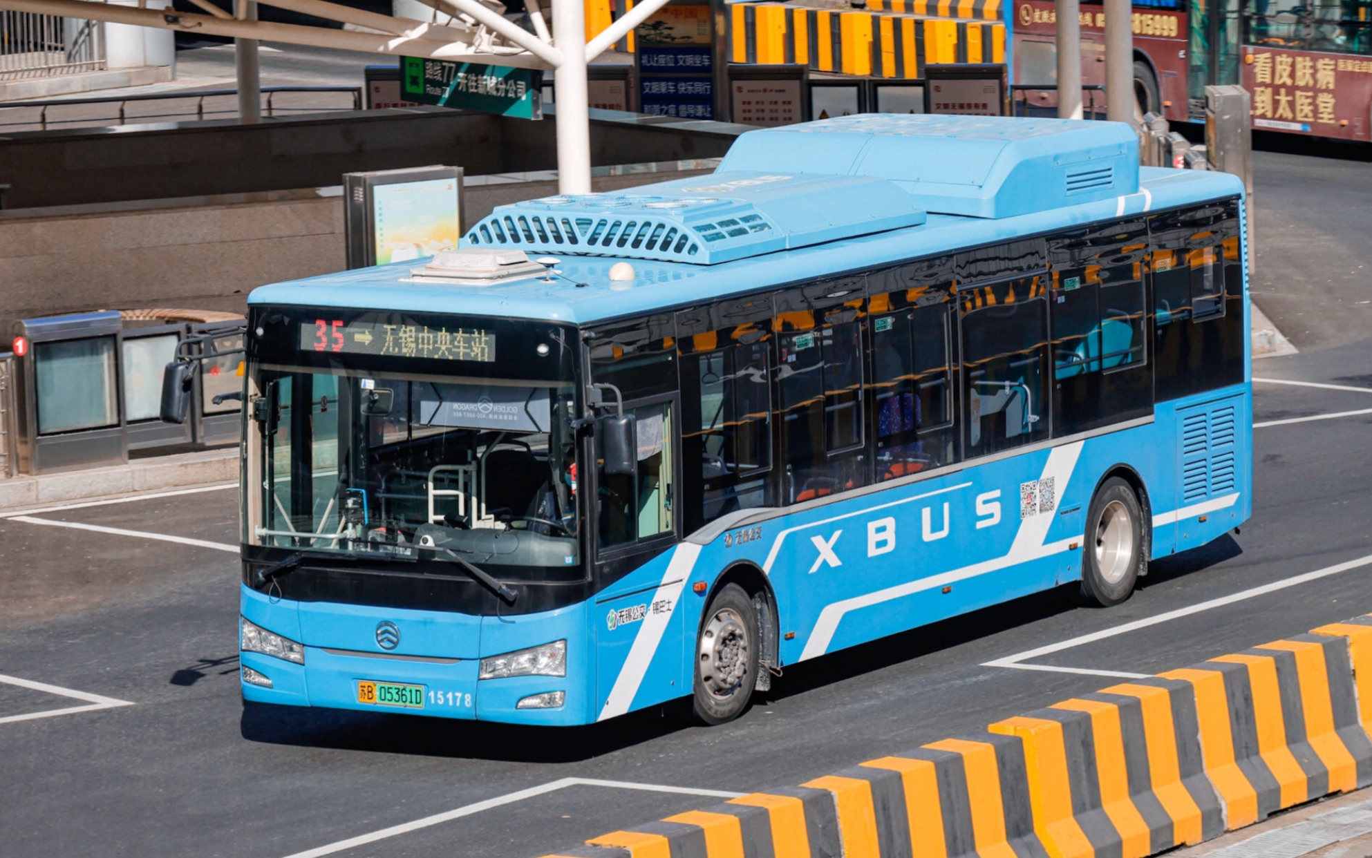 【新吴黄金线/曾经很晚收班的线路】无锡公交35路 无锡中央车站-新区...