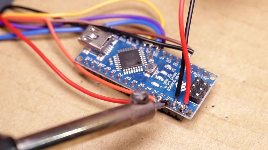 Arduino NANO+舵机+超声波模块DIY一个智能垃圾桶