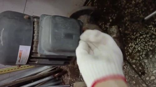 电机放久了使用一定要测量绝缘电阻合格才能使用!