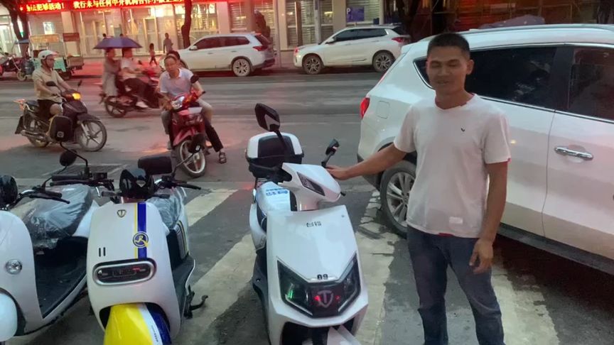 大家好,接下来给大家介绍一下台铃电动车的动力看看效果如何。