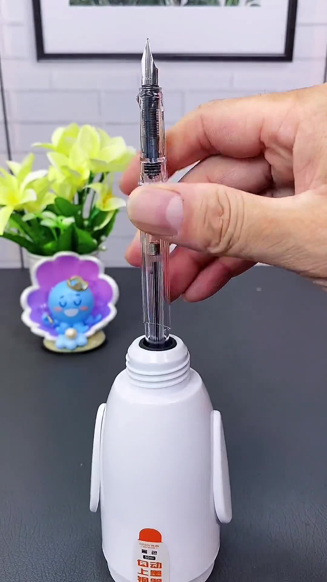 送个自动上墨钢笔给孩子,Ta肯定喜欢!