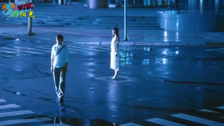 这首歌承载了我整个青春啊!上初中的时候天天带着耳机对着MP3