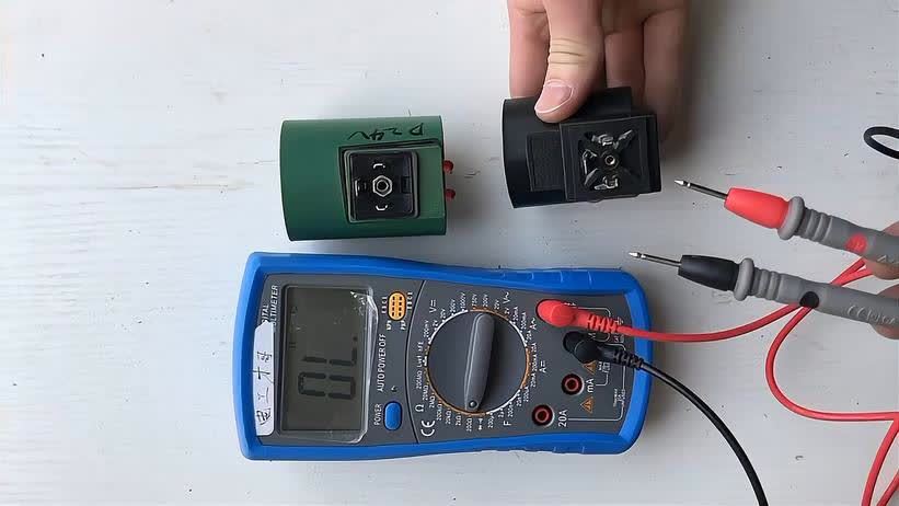 万用表测量电磁阀线圈好坏 电工知识