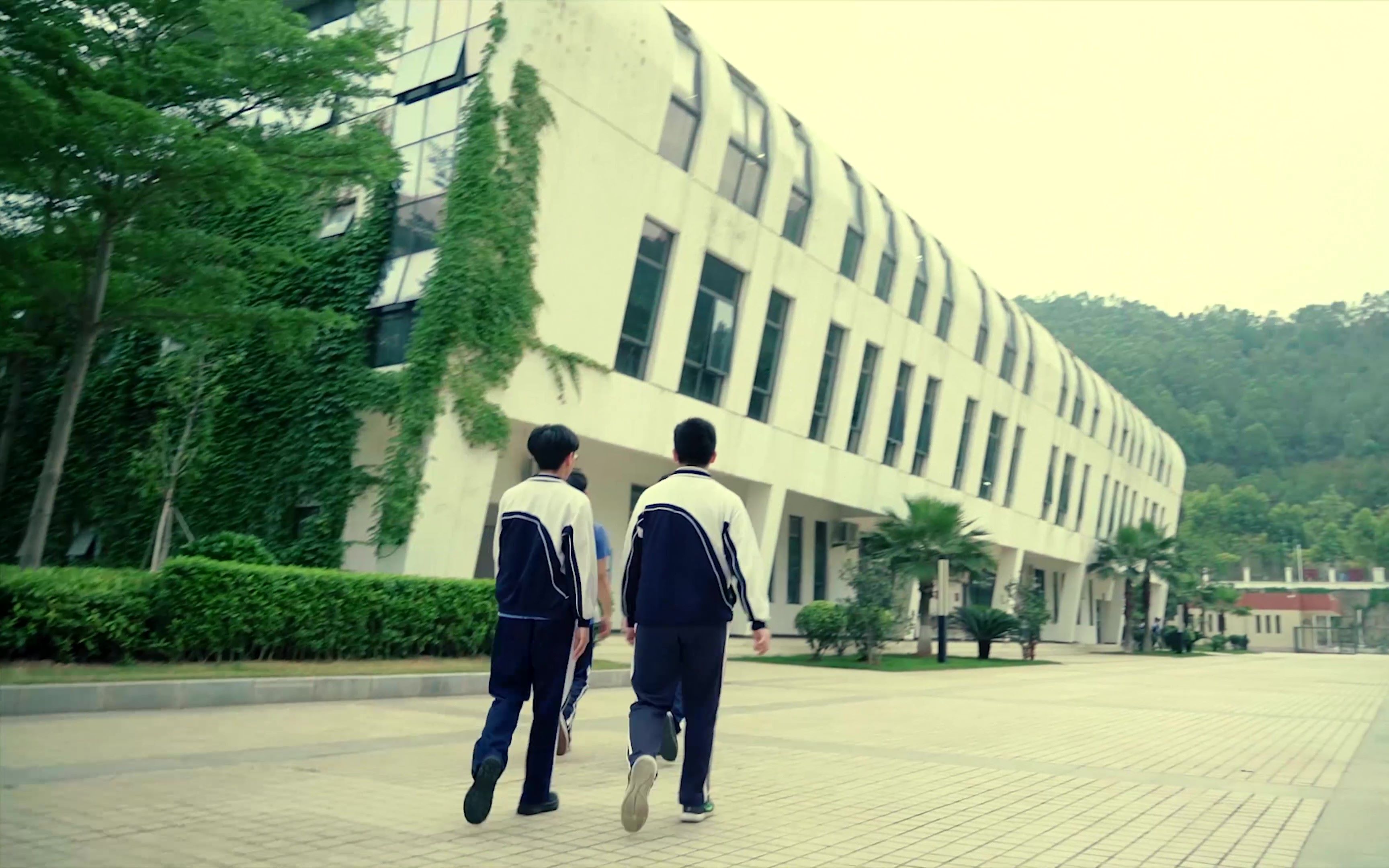 华附食堂宣传片 —— 只为,吃得更好