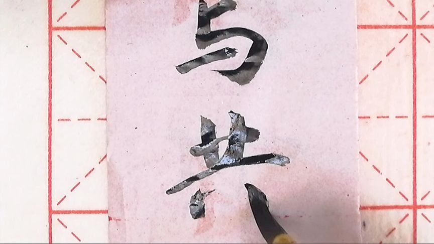 东京奥运会开幕式理念和闭幕式口号,意在带领人们走出疫情的决心
