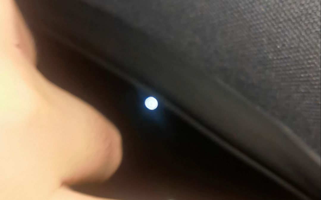 长安深蓝SL03加装行车记录仪走线参考。