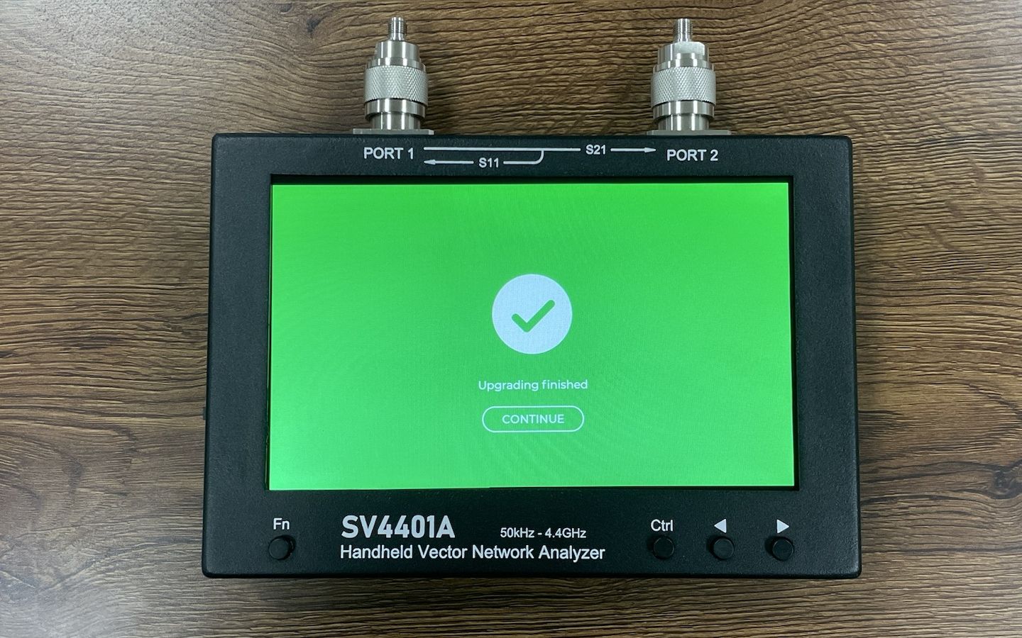 4.4GHz手持式矢量网络分析仪SV4401A固件更新教程