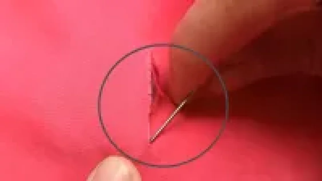 修补衣服破洞的新方法,效果太惊艳,男女老少皆宜,学会实用省钱