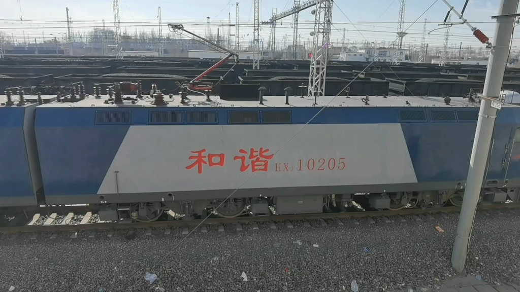 大秦铁路 两万吨重载列车