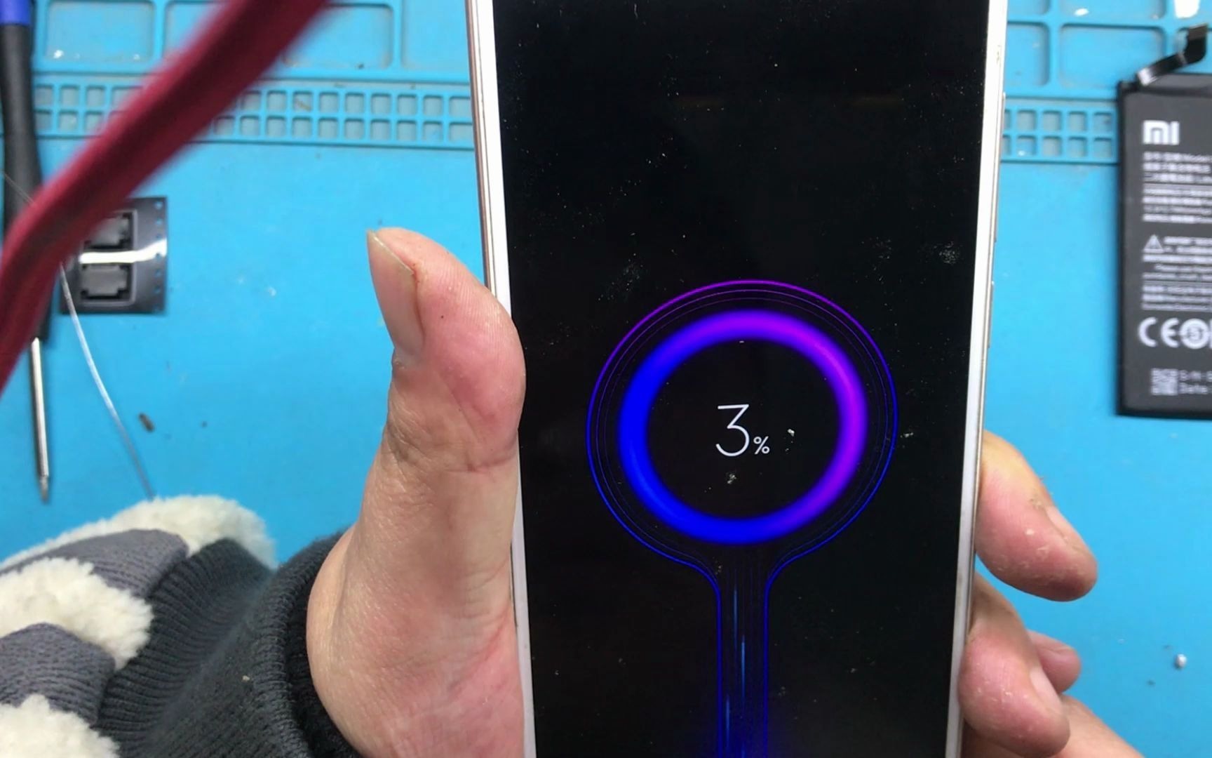 红米手机USB接触不良,如何安装修复它