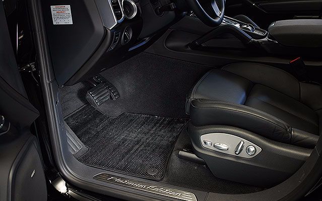 为什么自动挡汽车不设计成左脚刹车,右脚油门?今天终于弄明白了