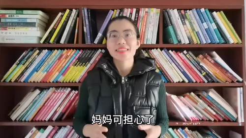 10月大宝宝手脚发黄吓坏宝妈!医生检查后竟怪辅食,这些食物千万别喂