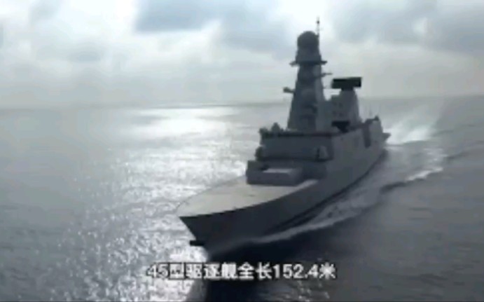 全球十大战舰排名,055万吨大驱排名第二。