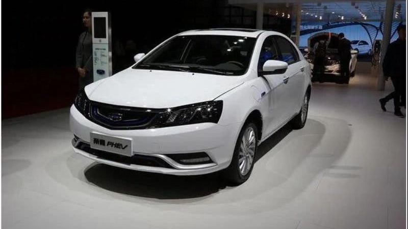 10多万让你选插电式混动车,这款“性价比之王”会是你的选择么?
