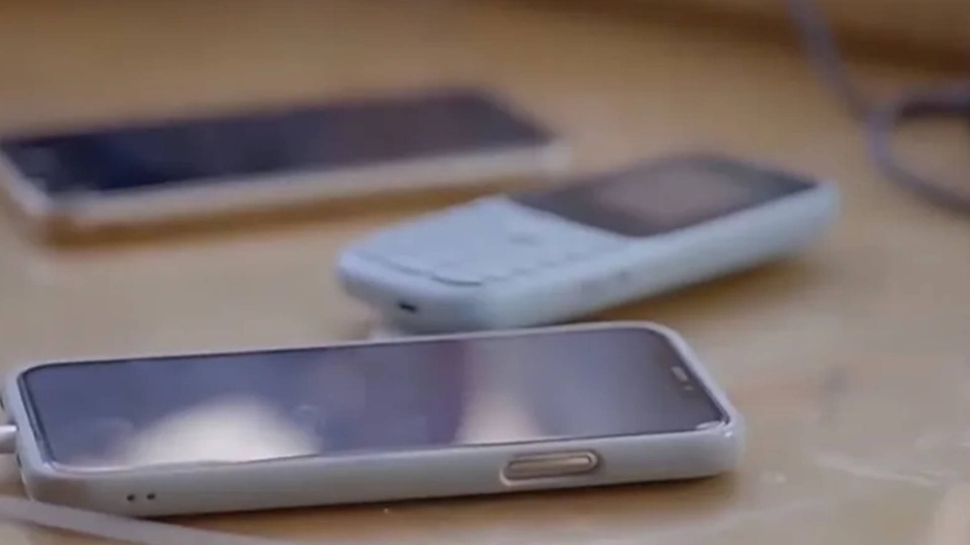 1吨旧手机能提取约200克黄金?你家的闲置手机可以这样处理