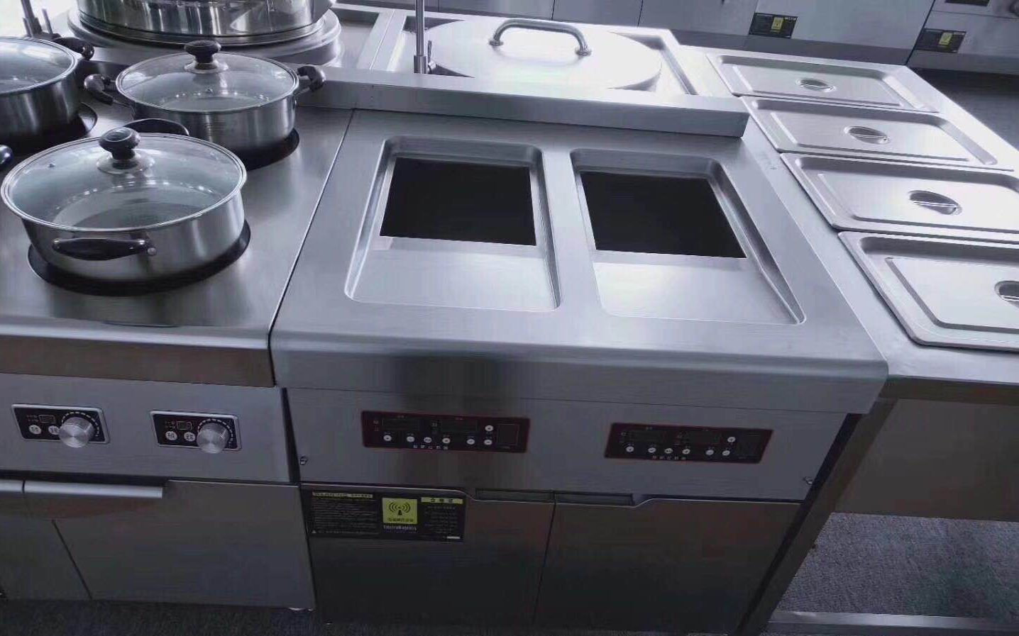 工厂学校食堂厨房设备工程厂家生产设备介绍,萨瓦尼尼折弯中心