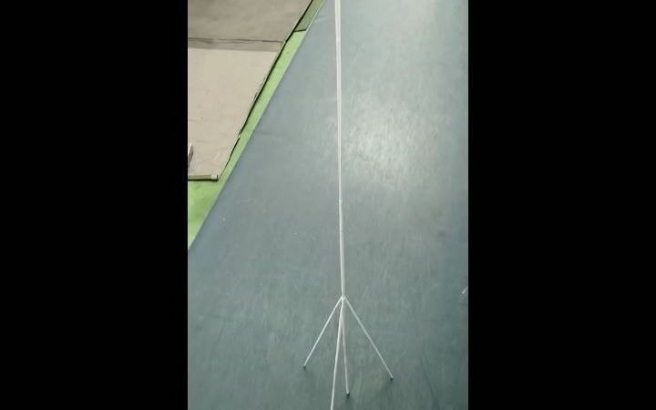 一张A4纸塔3米25!,无需粘胶,剪刀裁剪,制成纸塔,独自站立。