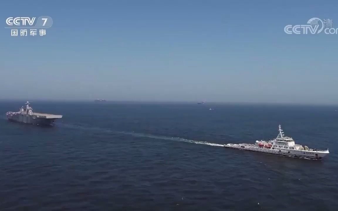 人民海军“海南号”两栖攻击舰