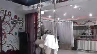 超靓美女表演印度肚脐舞钢管舞表演.