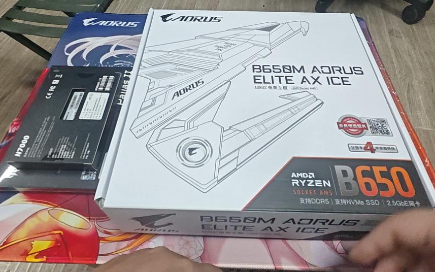保姆级教程 AMD处理器和DDR5内存怎么上,为什么要插2-4插槽