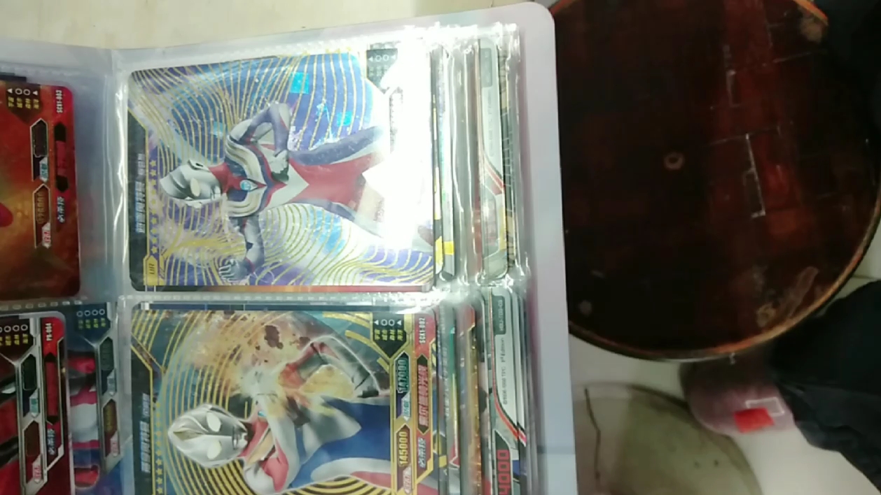 卡游正版奥特曼卡片,因急用钱,卖卡册,喜欢的可以在评论区报价或估价,...