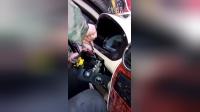 怎么拆电动车组合开关